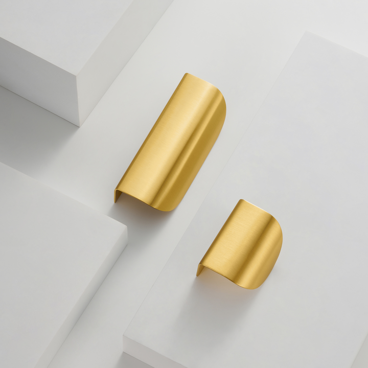 MIRTO / Curved Solid Brass Edge Pull - 116mm (96mm CC) / Satin Brass ...